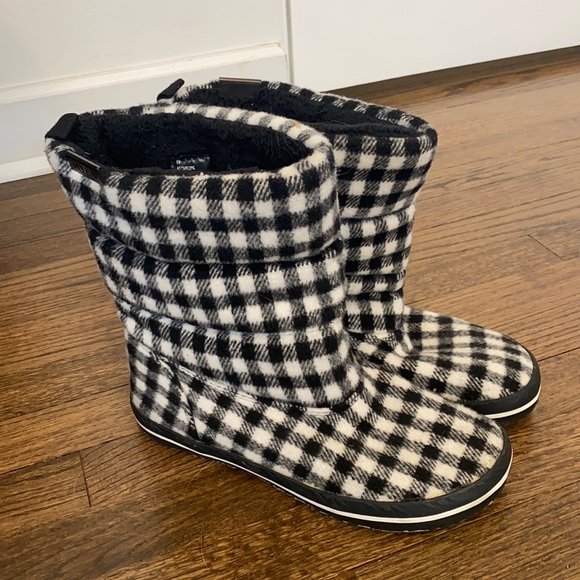 Roxy | Shoes | Black And White Check Boot Worn Twice | Poshmark